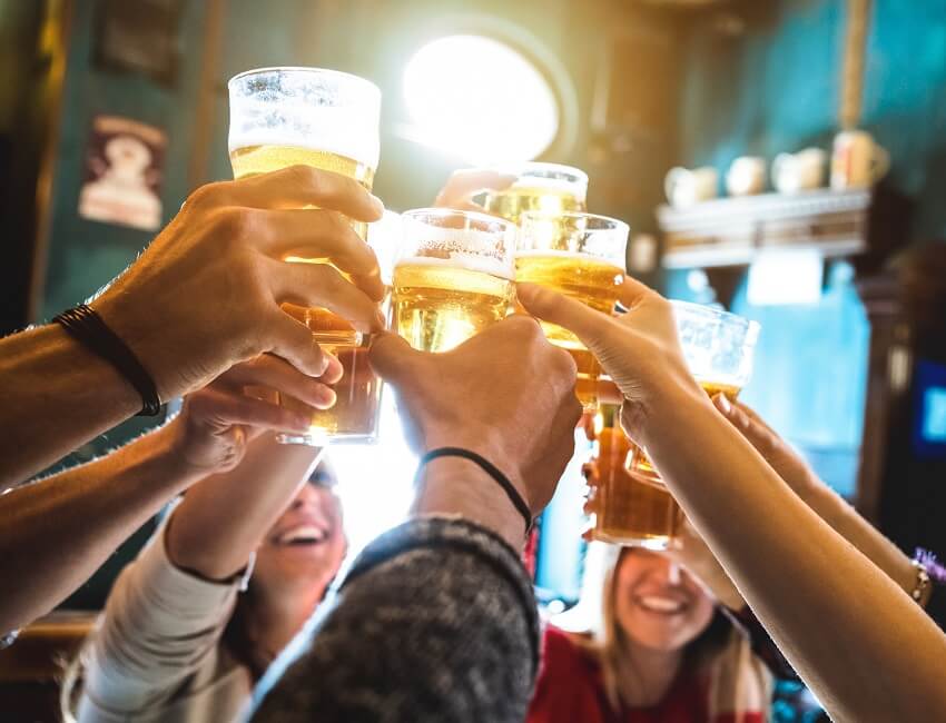 Braukurse mit Riegele: Die Biermanufaktur lädt ein.