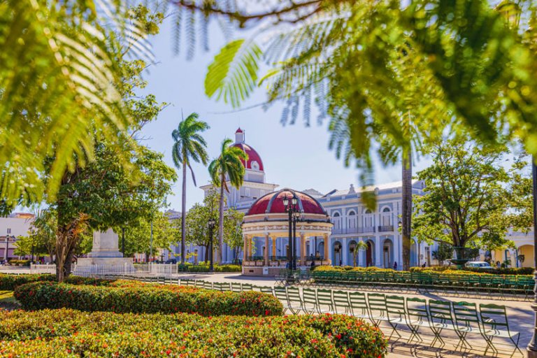 Kuba: Strände & Aktivitäten im größten Staat der Karibik