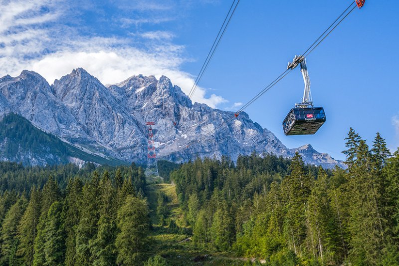 Seilbahn fahren im Urlaub - Top 10 Seilbahnen weltweit
