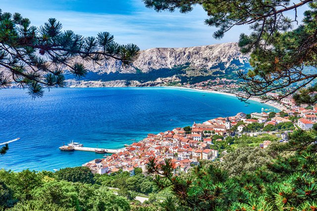 Insel Krk in Kroatien: Strand, Sehenwürdigkeiten & mehr