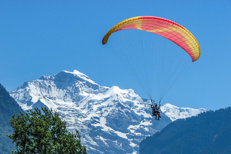 Skydiving: Top 10 Reiseziele für den Fallschirmsprung