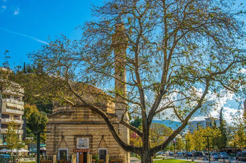 Vlora: Reisetipps zur Hafenstadt an der albanischen Adria