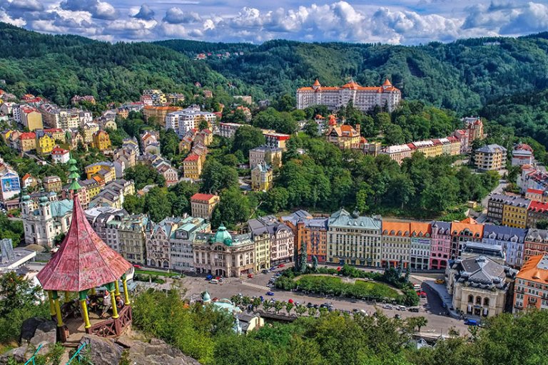 Karlsbad - tschechischer Kurort: Reisetipps & Wellness!