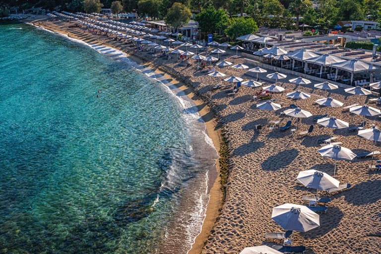 Kavala in Griechenland: Sehenswürdigkeiten, Strände & mehr