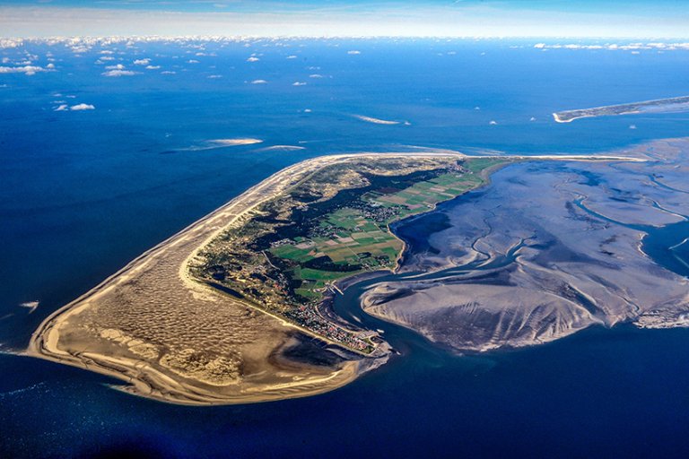 Husum: Sehenswürdigkeiten und Strand in der Husumer Bucht