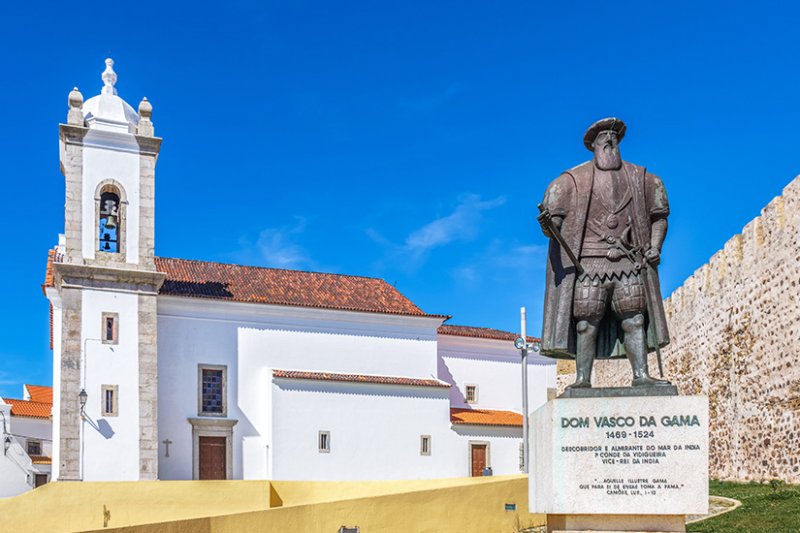 Sines in Portugal: Sehenswürdigkeiten, Strände und Tipps