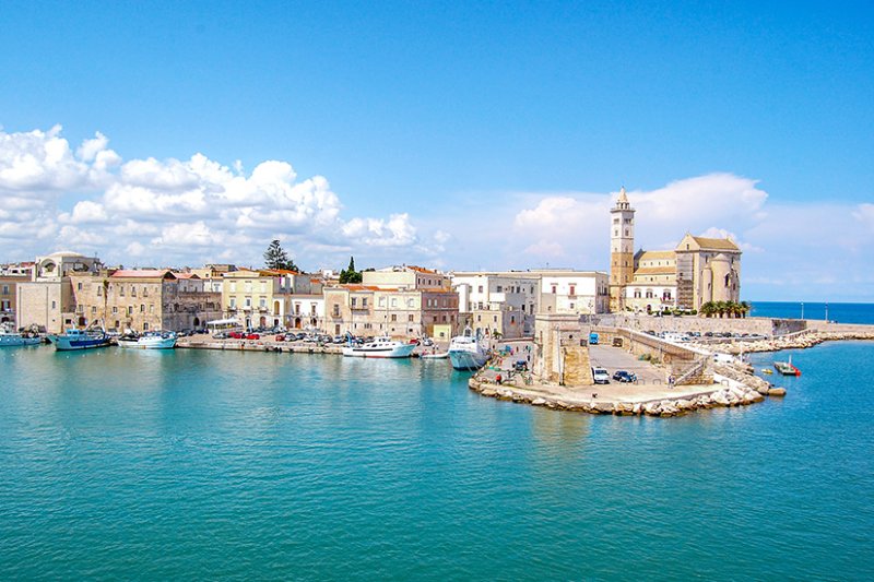 Trani – Strand und Sehenswürdigkeiten in Italien