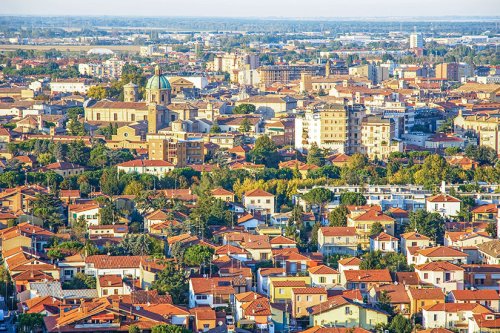 Ravenna in Italien: Strände, Sehenswürdigkeiten & Marina