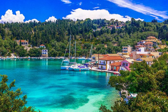 Insel Paxos in Griechenland: Strände & Sehenswürdigkeiten