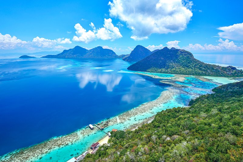 Insel Borneo: Strände, Urwald & Orang-Utans in 3 Ländern