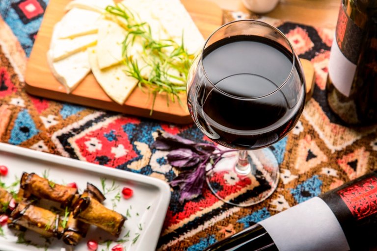 Georgische Küche: Spezialitäten aus Georgien essen