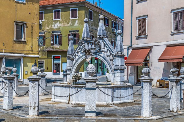 Koper in Slowenien: Strand, Sehenswürdigkeiten & Altstadt