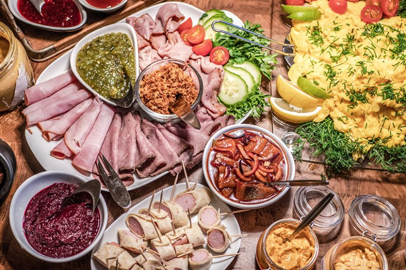 Skandinavisches Essen: Typische Spezialitäten genießen