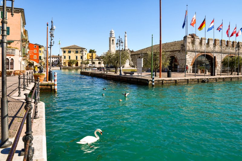 Lazise am Gardasee erleben: Strände & Sehenswürdigkeiten