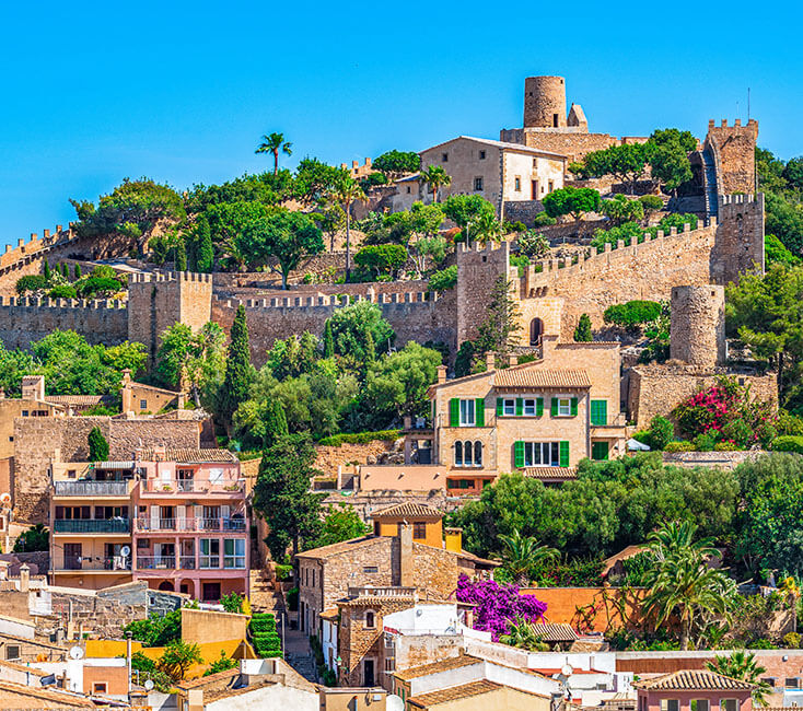 Capdepera erleben: Burg, Altstadt und Strand auf Mallorca