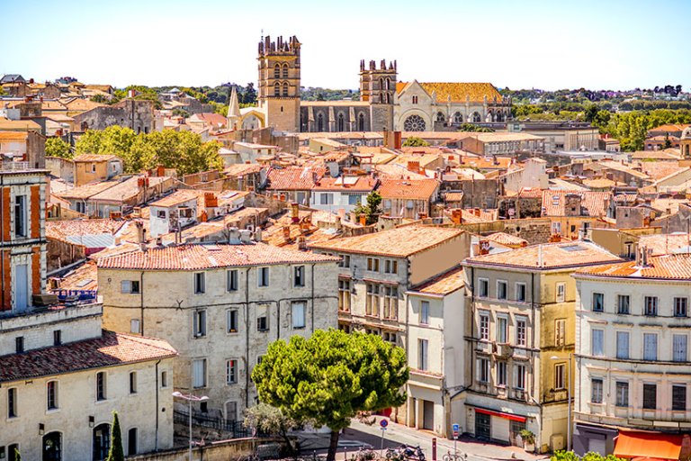 Agde in Frankreich: Strand, Altstadt und Sehenswürdigkeiten