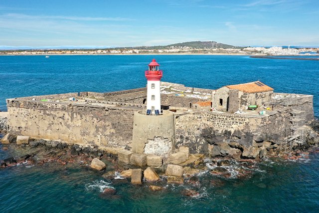 Agde in Frankreich: Strand, Altstadt und Sehenswürdigkeiten